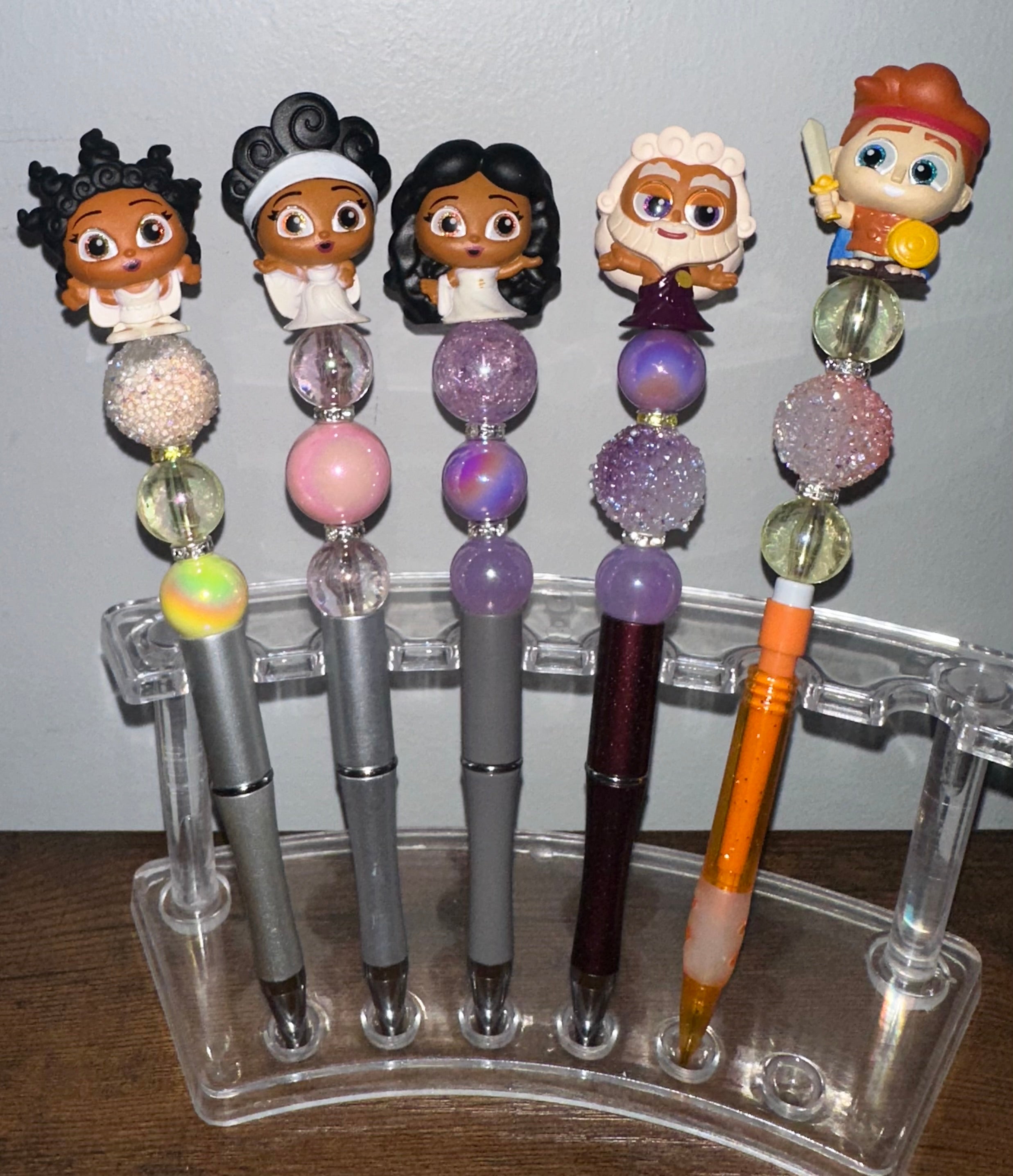 Doorables pen PICK!!(1 PEN) – Momma Maddie’s Masterpieces